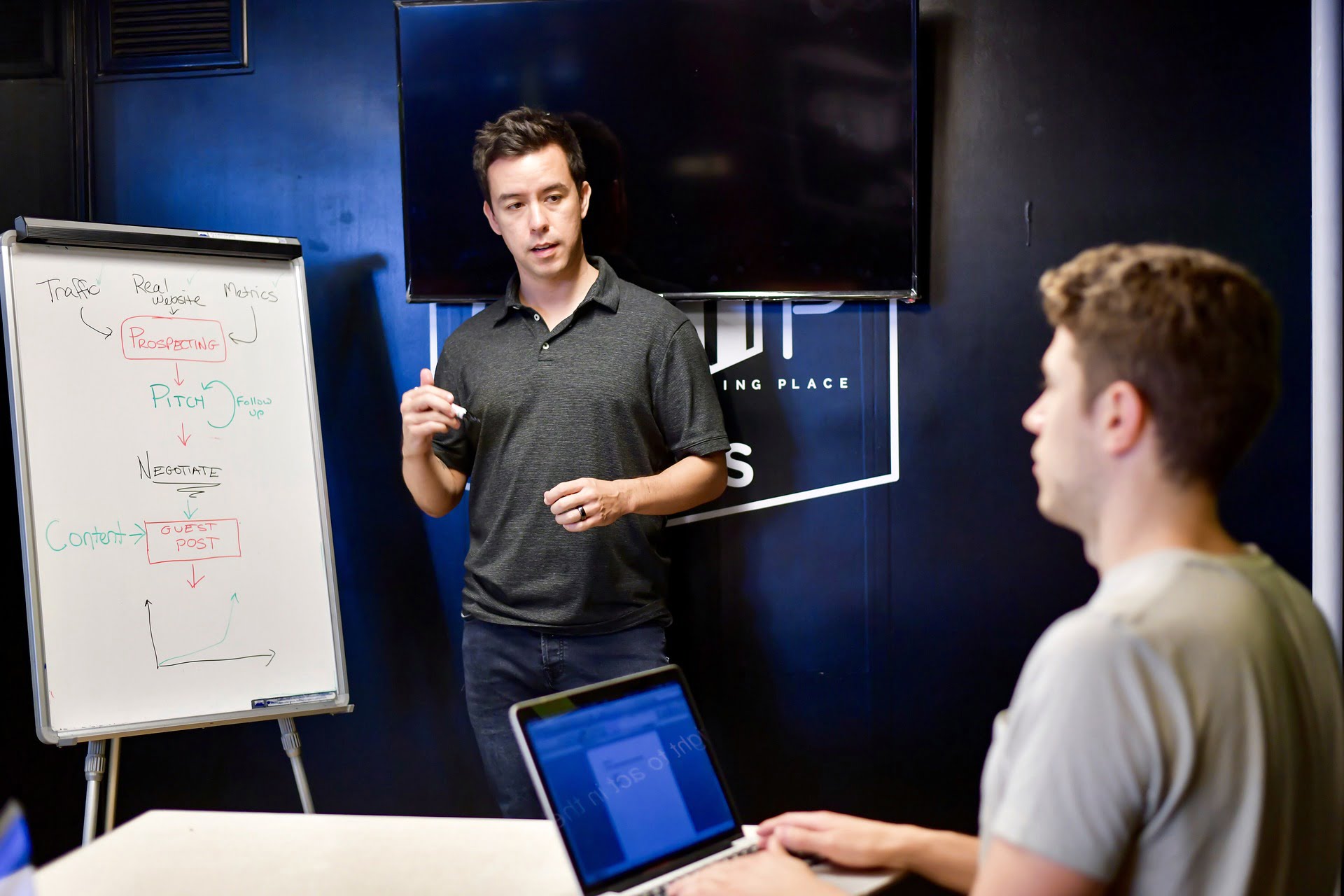 7 Tactics to Convince Someone to Do Something You Want Them to